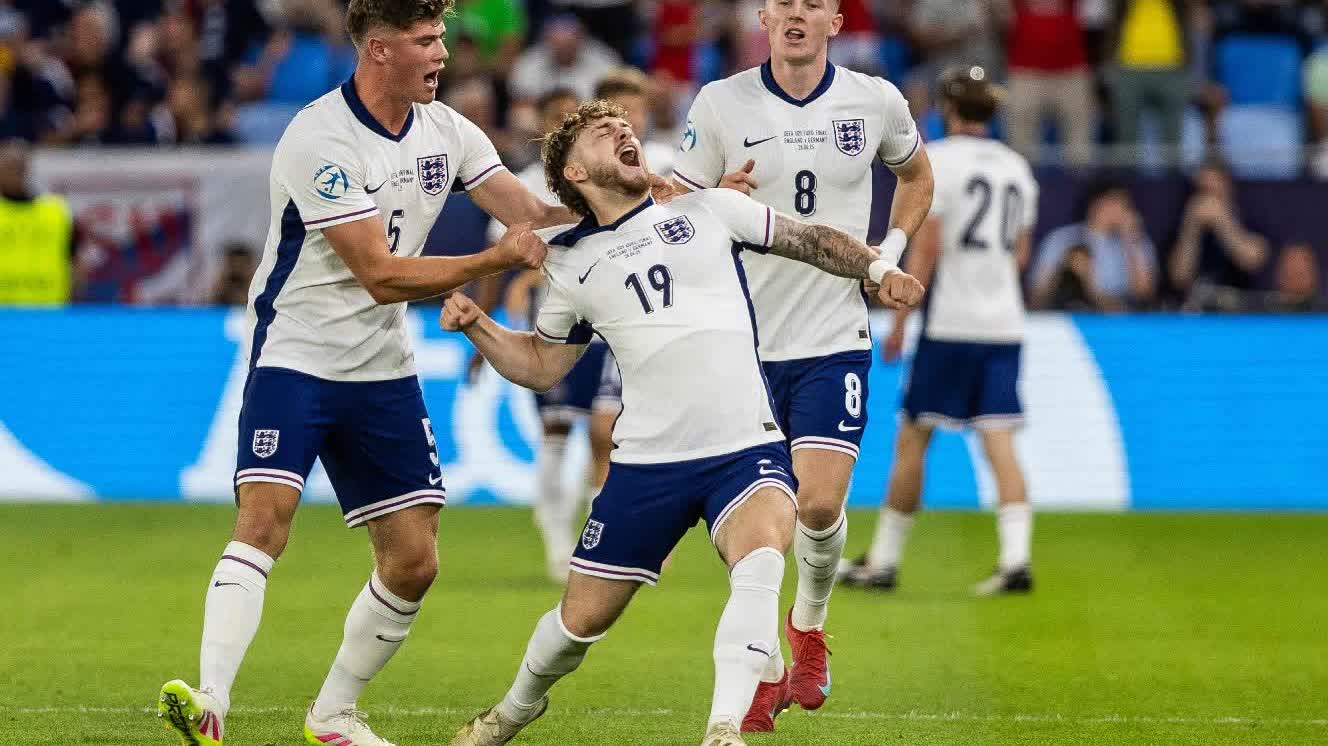 英格蘭衛冕U21歐國盃 艾利洛獲選賽事MVP - 體育 - 香港文匯網